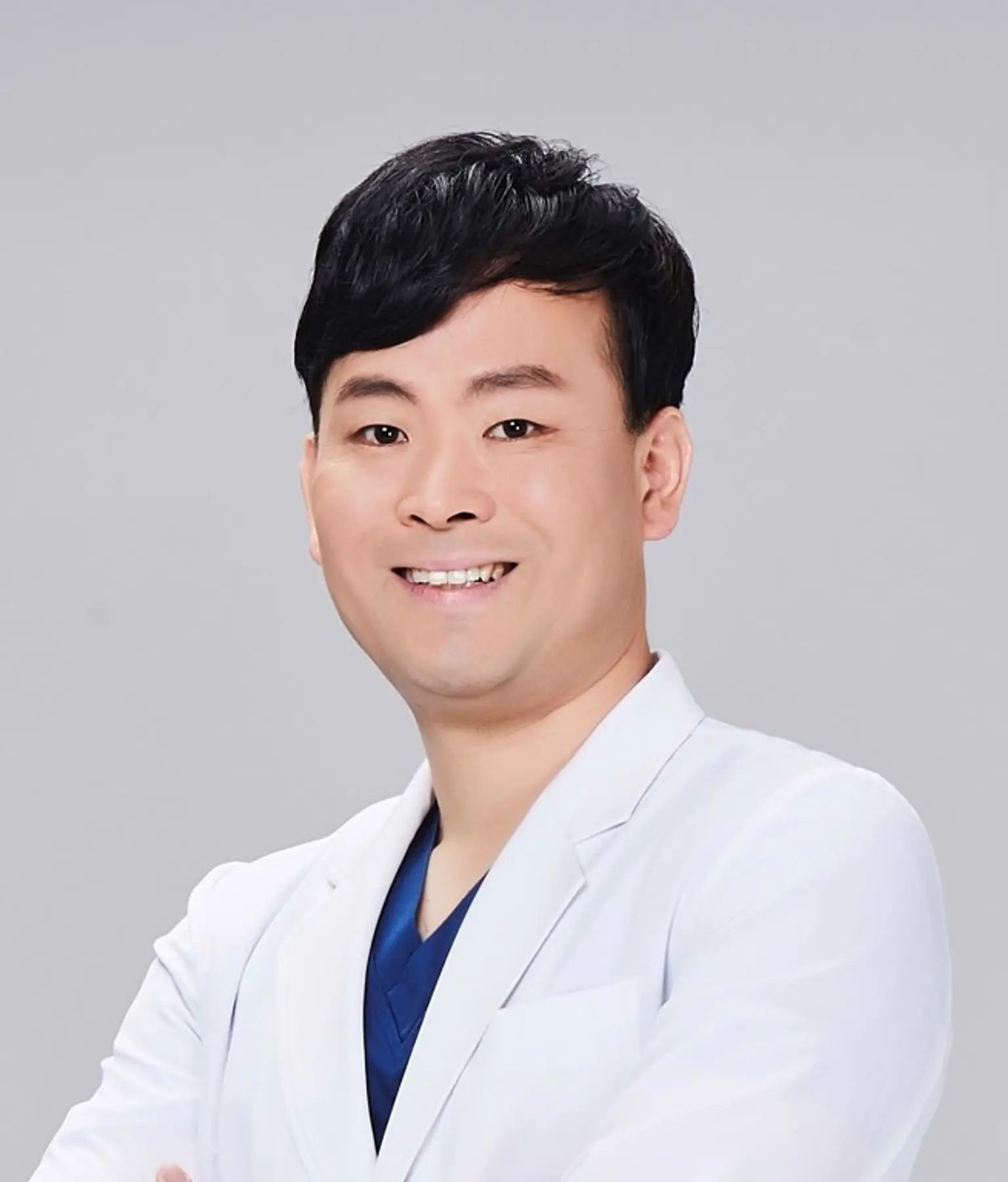 Dr. Wook Kyum Kim – Orthokeratology Doctor in Seoul