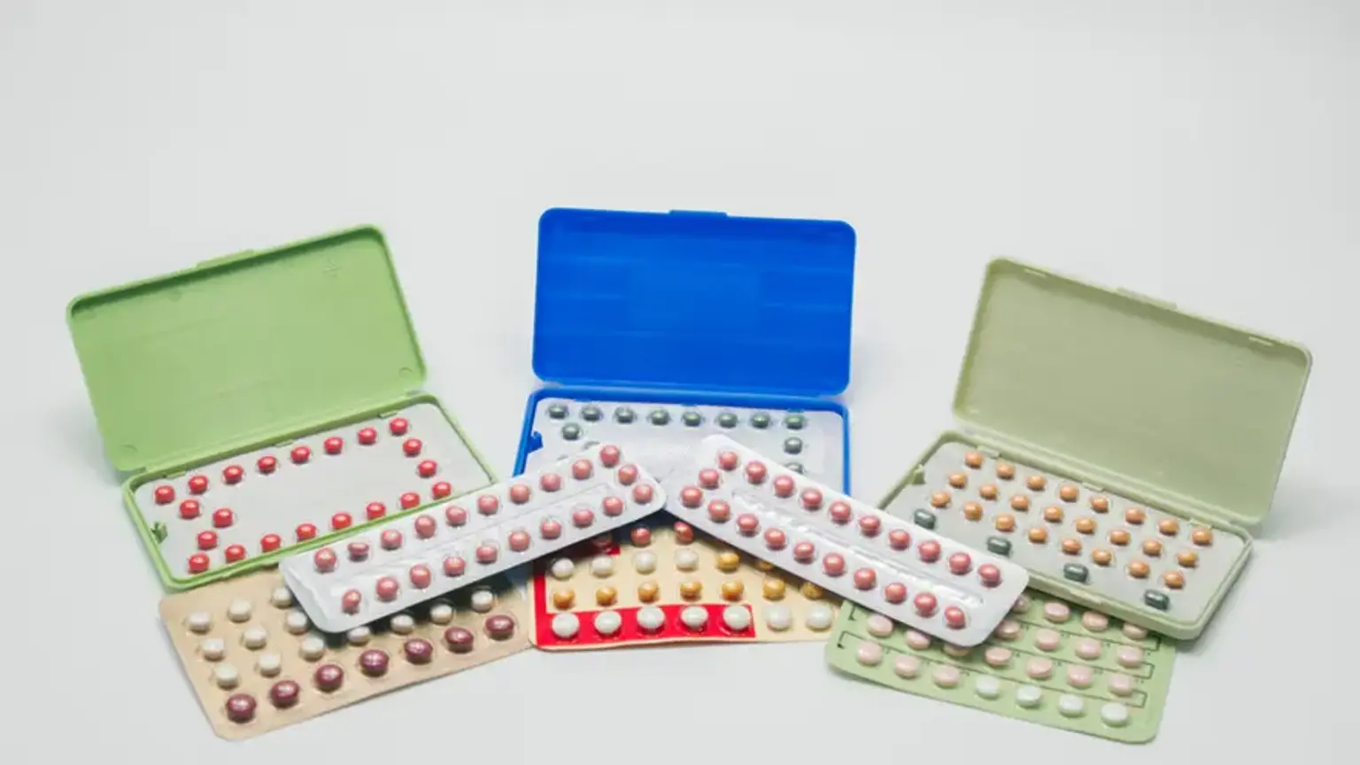 A Step-by-Step Guide to Safely Transitioning Between Contraceptive Methods